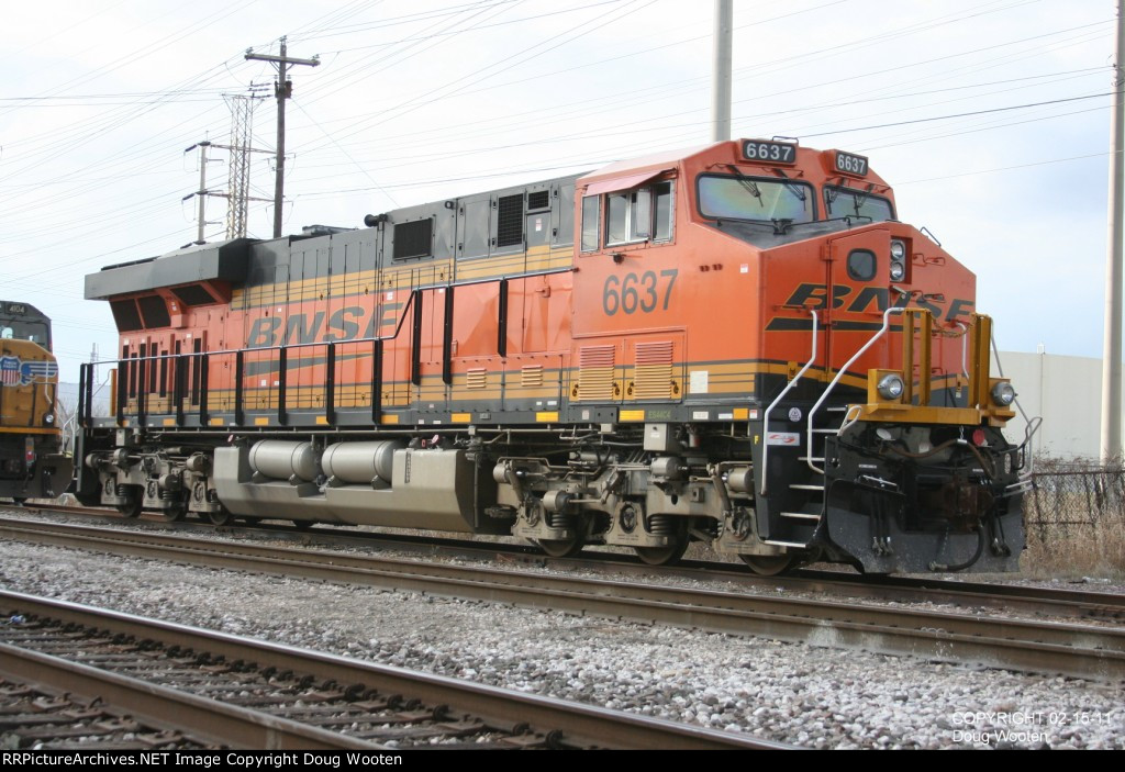 BNSF 6637